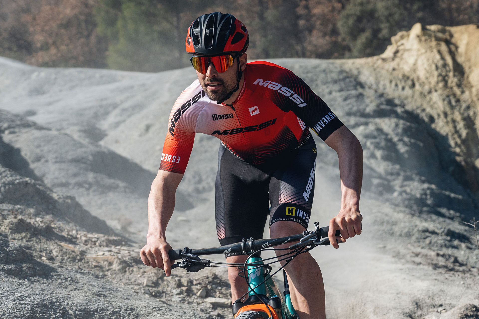 The Massi MTB Racing Team 2024 updates its style with striking Inverse ...