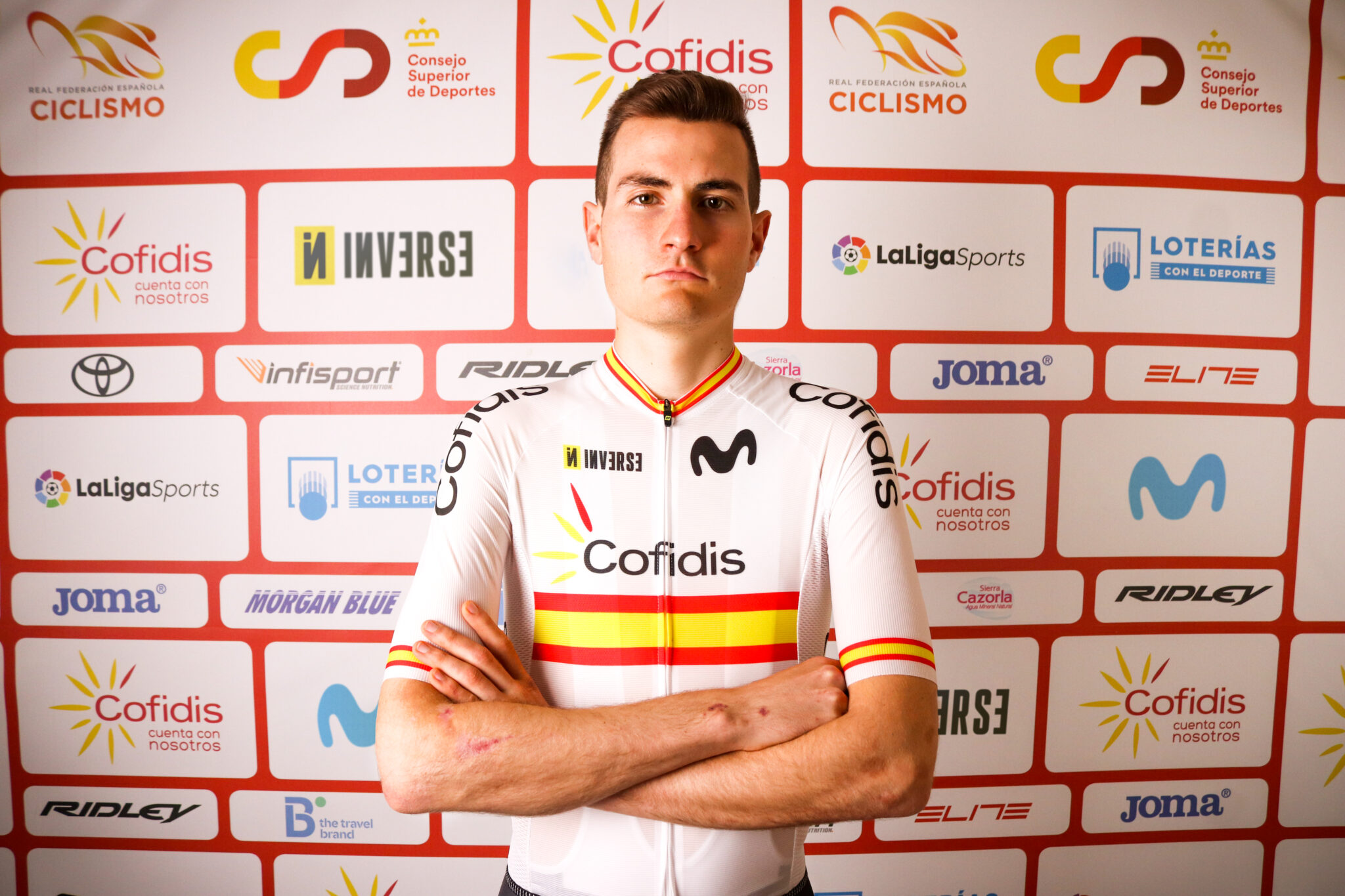 The new jersey and bib shorts of the Spanish Cycling Team | Inverseteams