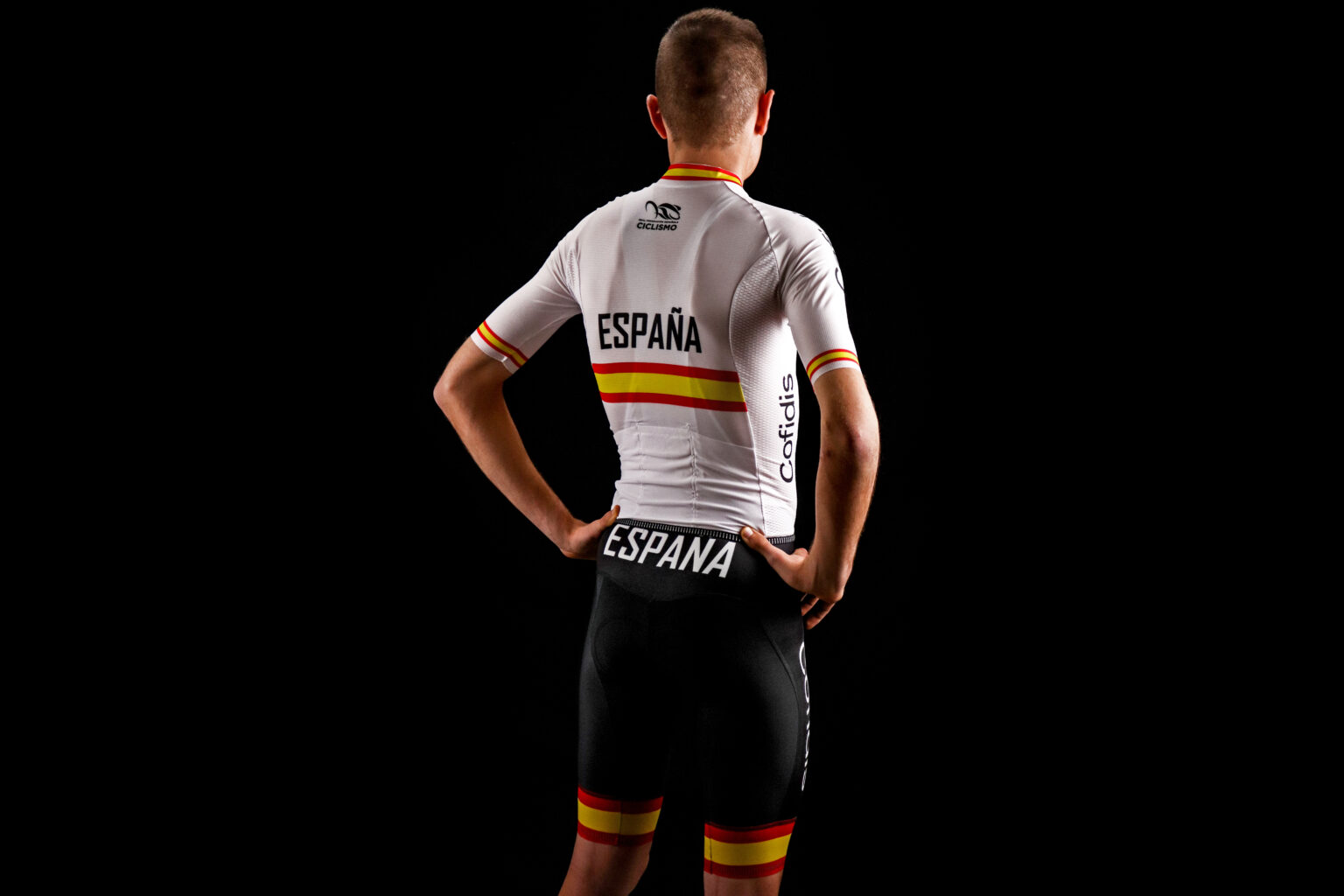 The new jersey and bib shorts of the Spanish Cycling Team | Inverseteams
